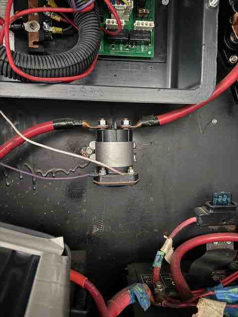 Chassis batteries not charging on shore power - Batteries - Monacoers