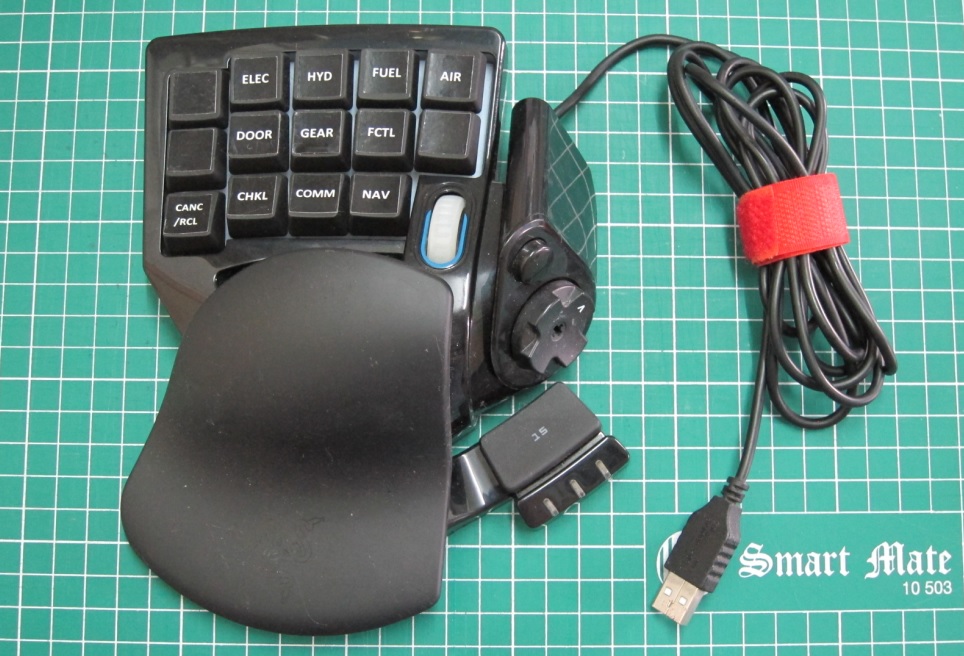 Belkin Razer Nostromo Gaming Wired Keypad Controller (with B777 ND ...