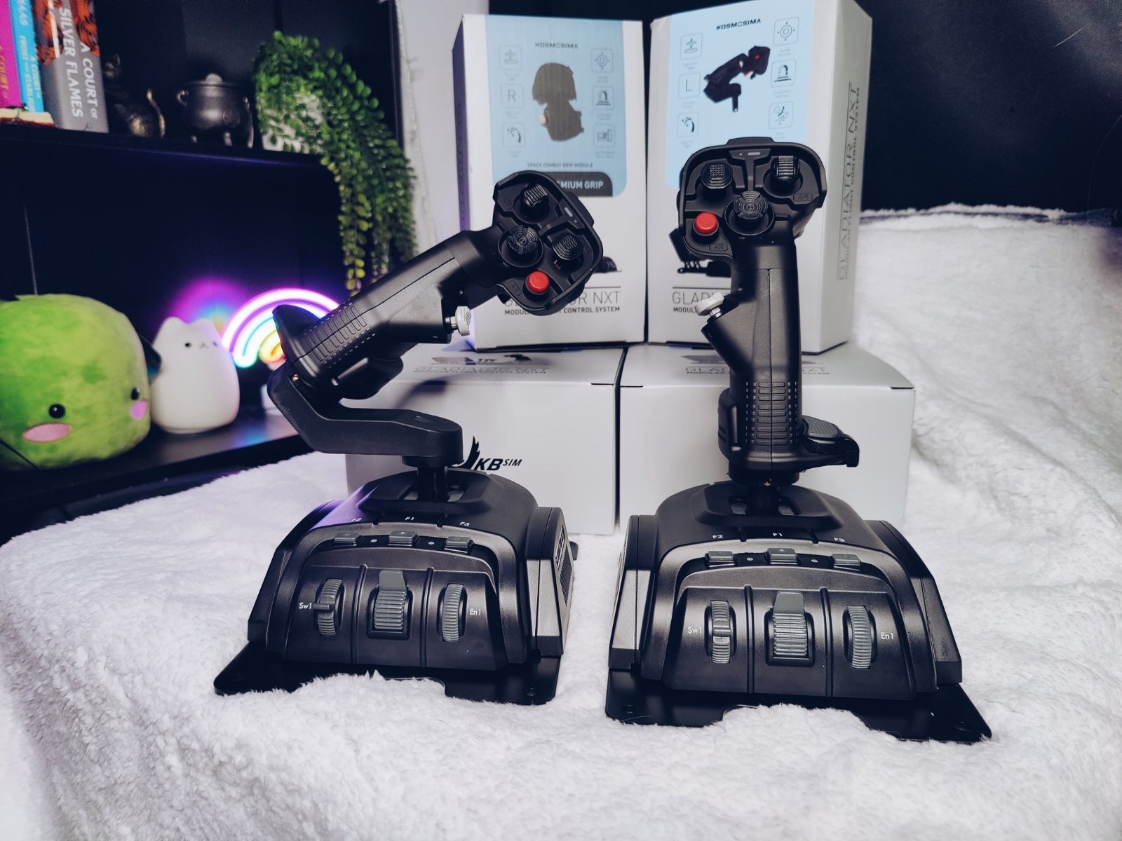 SWAP: VKB Gladiator Setup with Mounts for Honeycomb Alpha Flight ...
