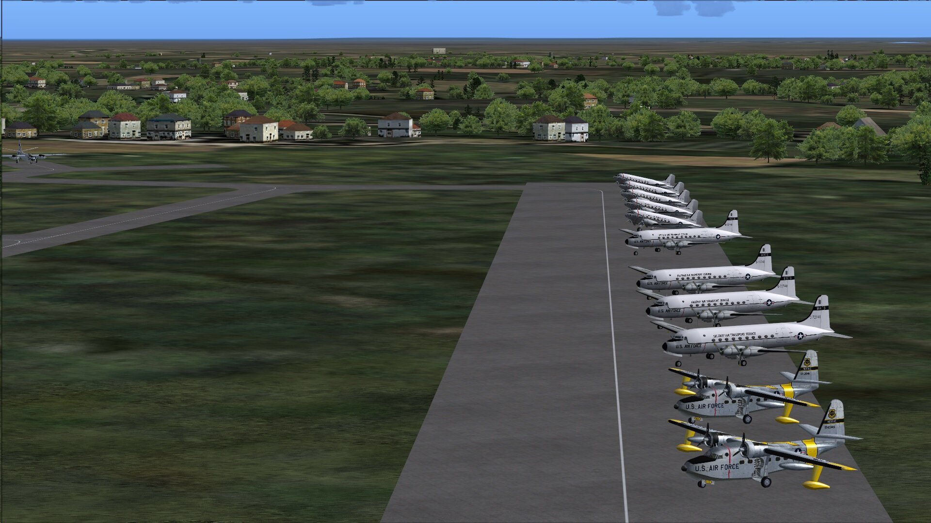 FS2004 RAF Sculthorpe- Alconbury Traffic update - FS2004 AI Flight ...
