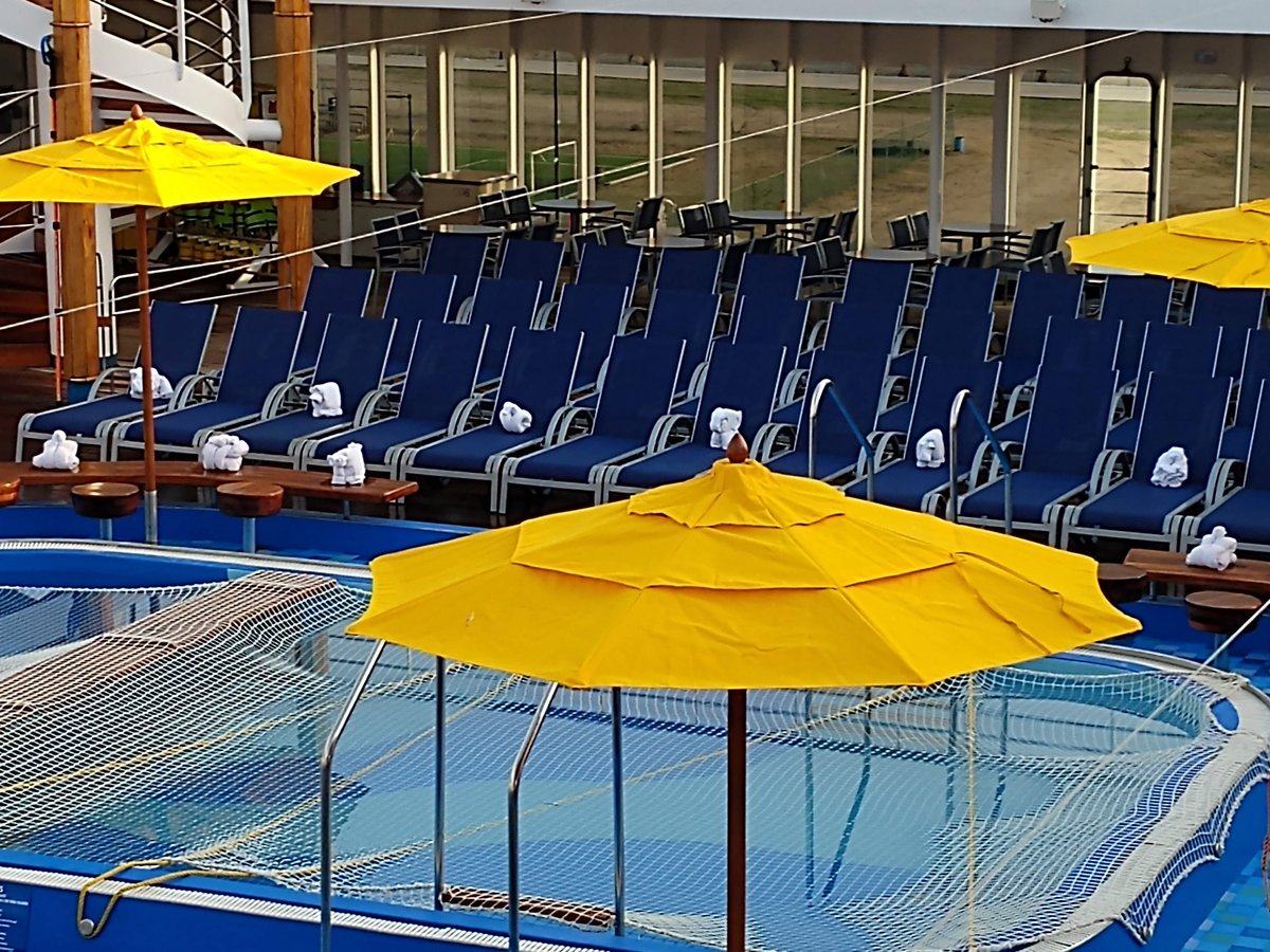 Suite benefits versus FTTF - Carnival Cruise Lines - Cruise Critic ...