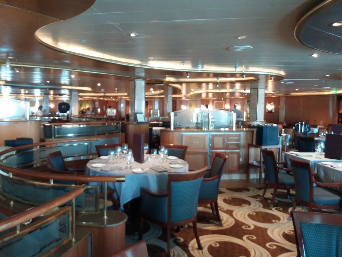 DINING ROOM ON GRAND PRINCESS FOR SUITE GUESTS - Princess Cruises ...