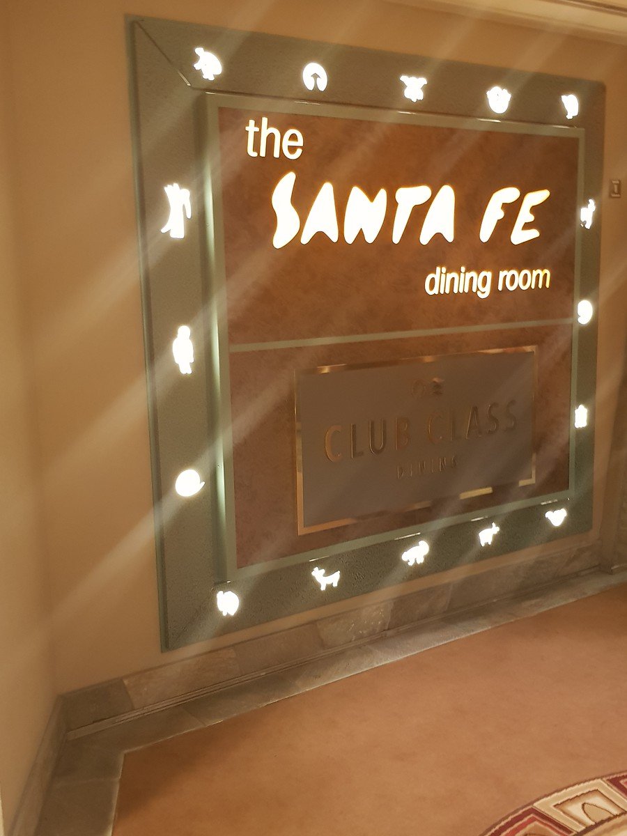 Club Class dining on the Sapphire Princess - Princess Cruises - Cruise ...