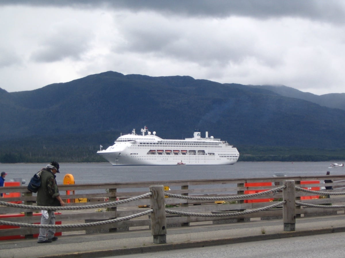 First Regal Princess (1991-2007) - Princess Cruises - Cruise Critic ...