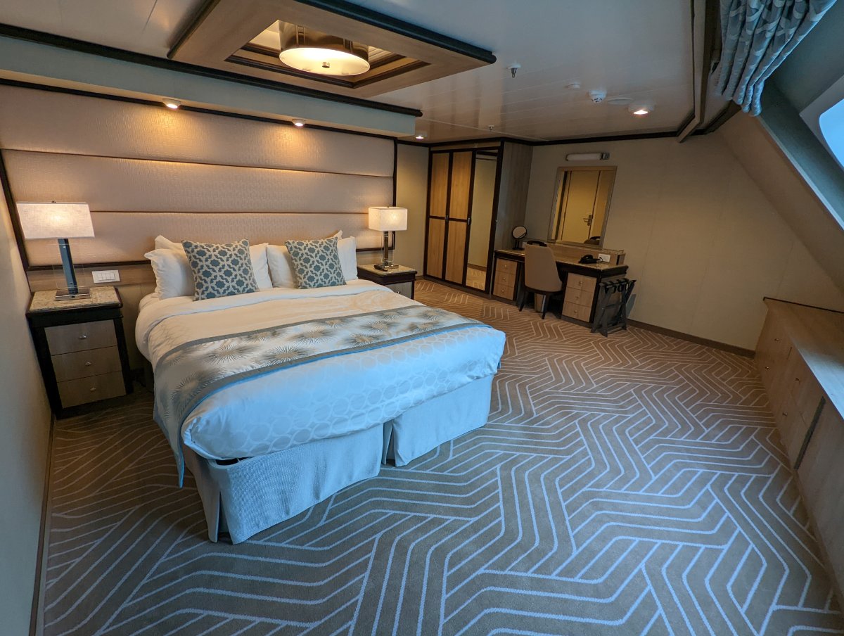 Premium suite on Regal Princess - Princess Cruises - Cruise Critic ...
