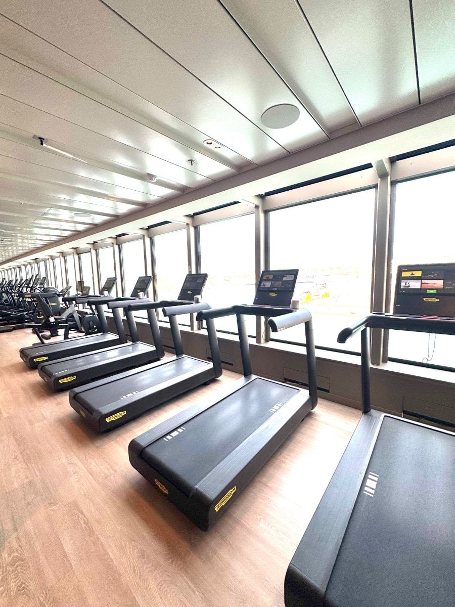 Currently on Silver Ray - Any questions? - Page 2 - Silversea - Cruise ...