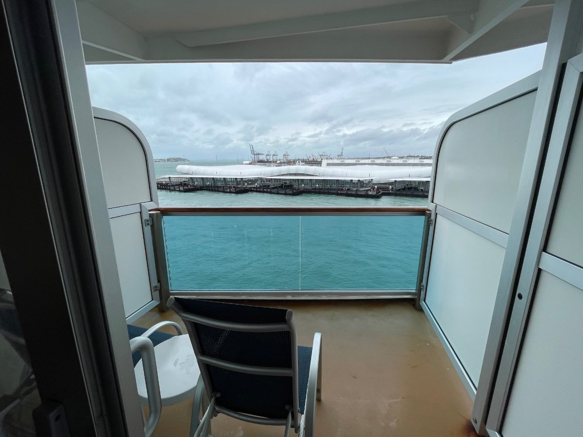 Enchanted Princess - Emerald Deck question - Princess Cruises - Cruise ...