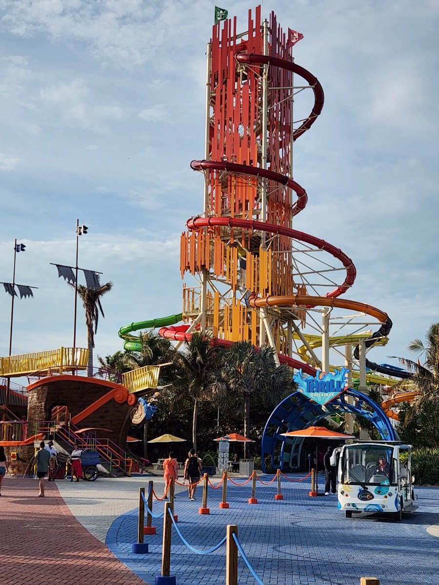 Coco cay beach day - Royal Caribbean International - Cruise Critic ...
