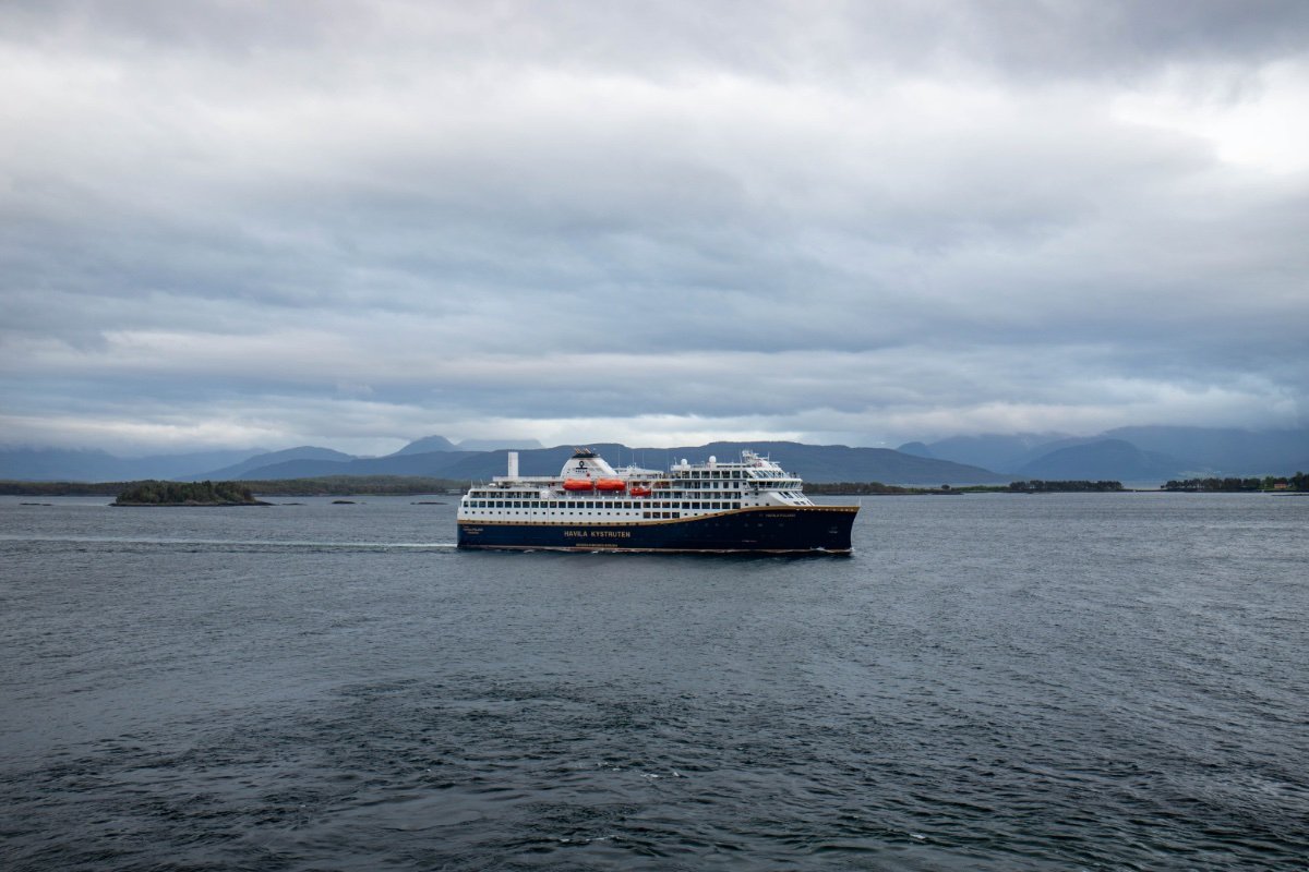 Nieuw Statendam 14 day Arctic Circle June 15 to June 29 2025 in photos ...