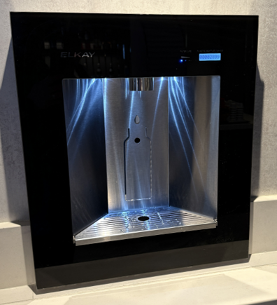 Refillable water stations on Aqua - Norwegian Cruise Line - Cruise ...