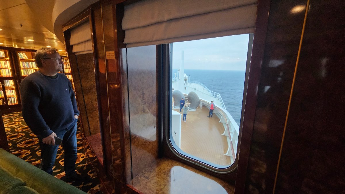 QM2 Northern Lights Nov 7th Live? - Page 4 - Cunard Line - Cruise ...