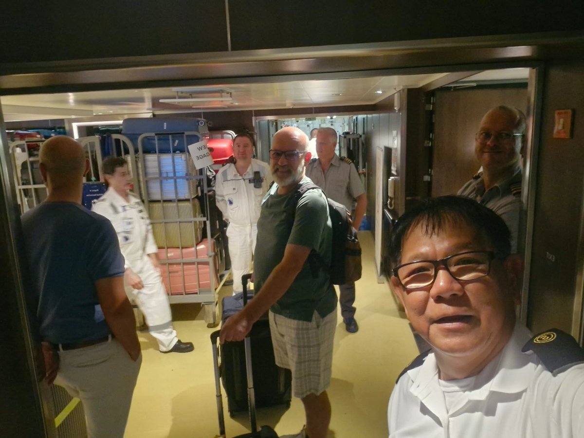 HAL Captain Hendrik "Henk" Draper now retired - Holland America Line ...