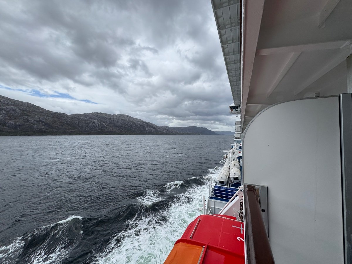 LIVE FROM Marina - Spectacular Antartica 20 nights - Feb 15 to Mar 7 ...