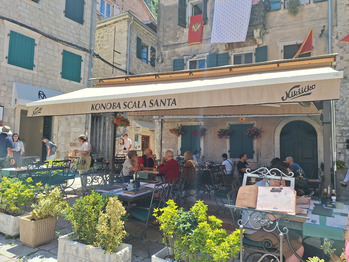 A Review of Oosterdam Around Italy's Boot: Dalmatian & Amalfi Coasts ...