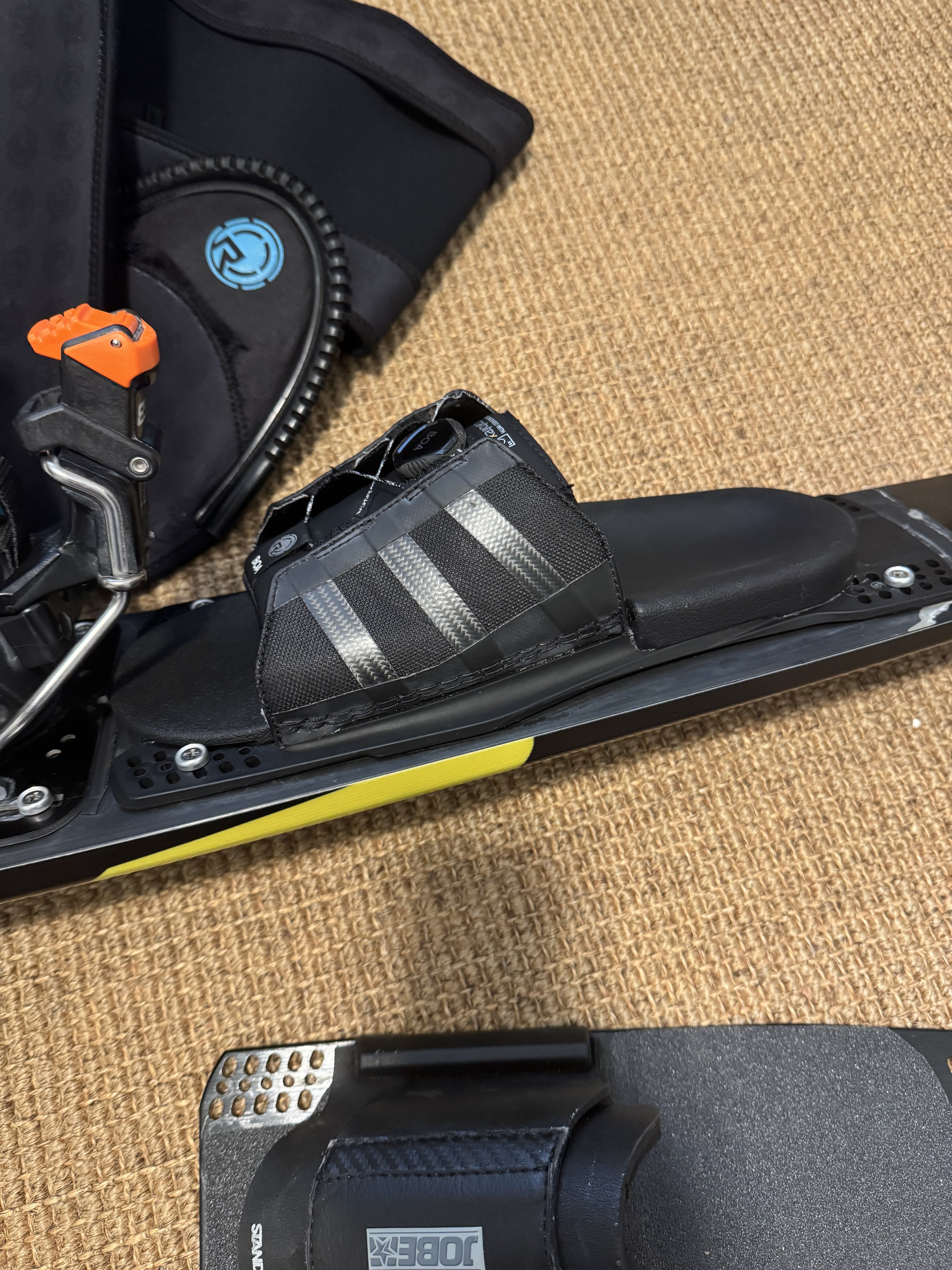 What affect will these two different toe plates have on a ski? - Skis ...