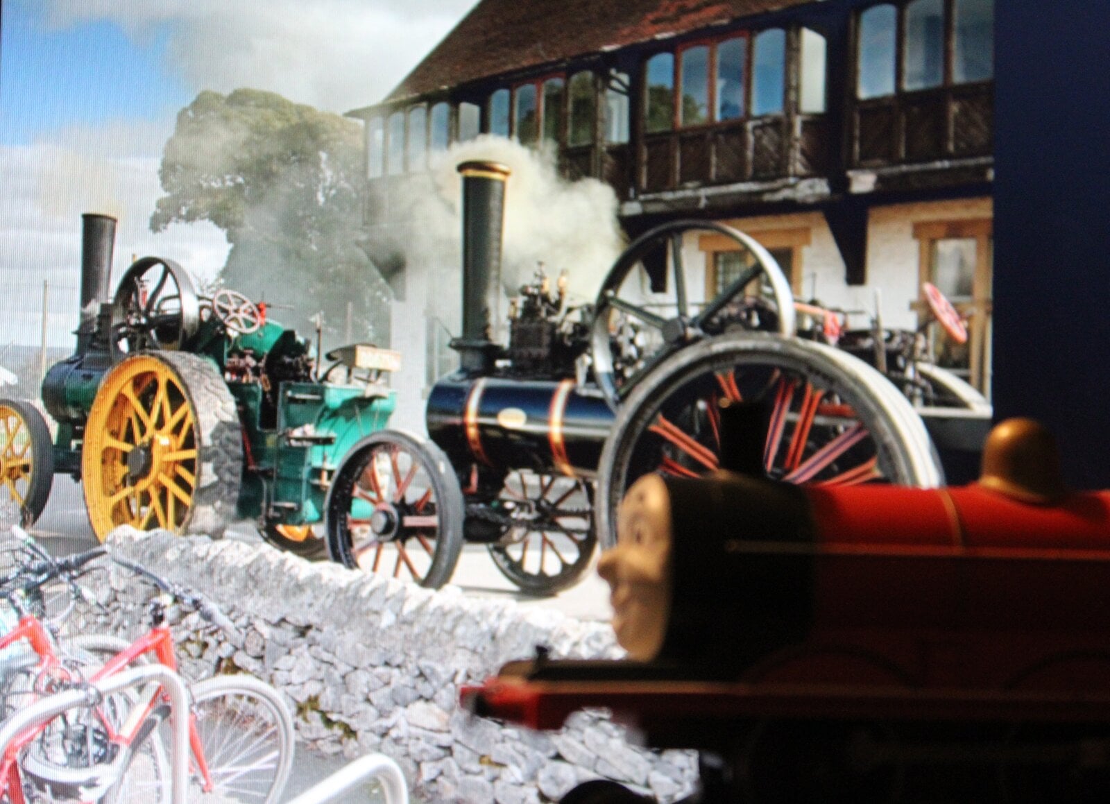 James with Steam Tractor Engines.JPG - Hornby - Hornby Hobbies Community