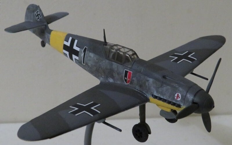 Airfix 1/72 Bf.109F Starter Set modified - Airfix - Hornby Hobbies ...