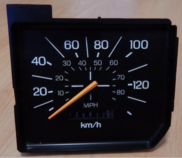 Metric speedometer head - eBay, Craigslist, Facebook, & Kijiji Finds ...