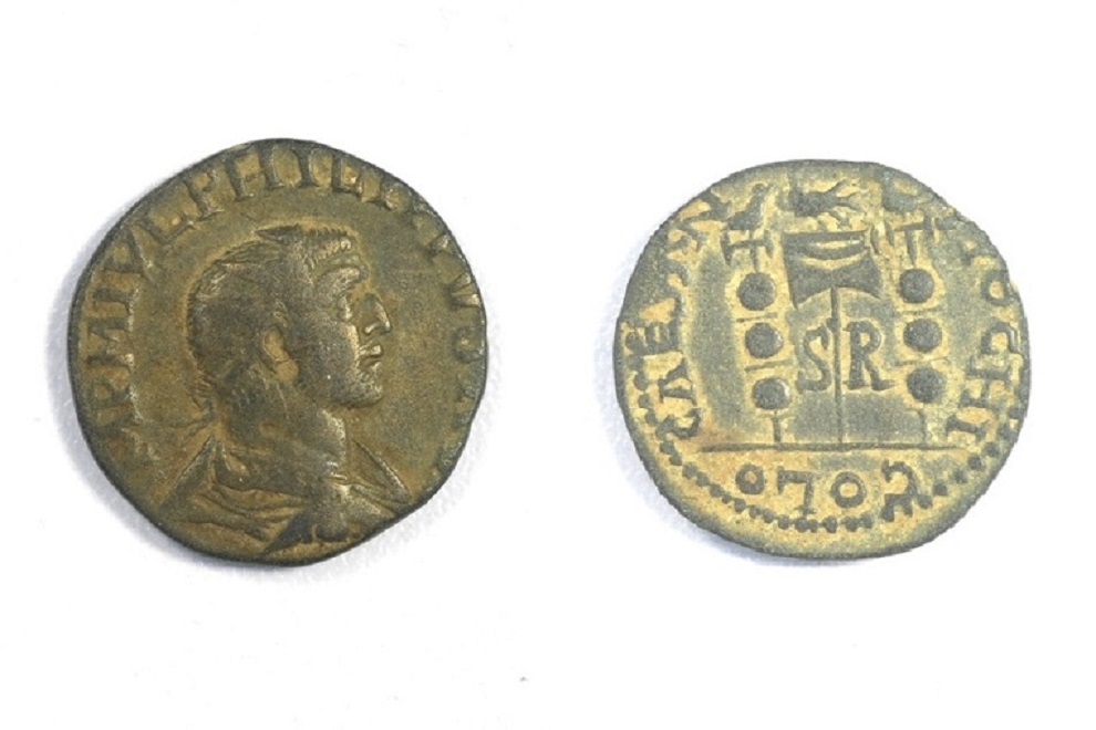 New ruler - old stamp - Roman Imperial Coins - Numis Forums