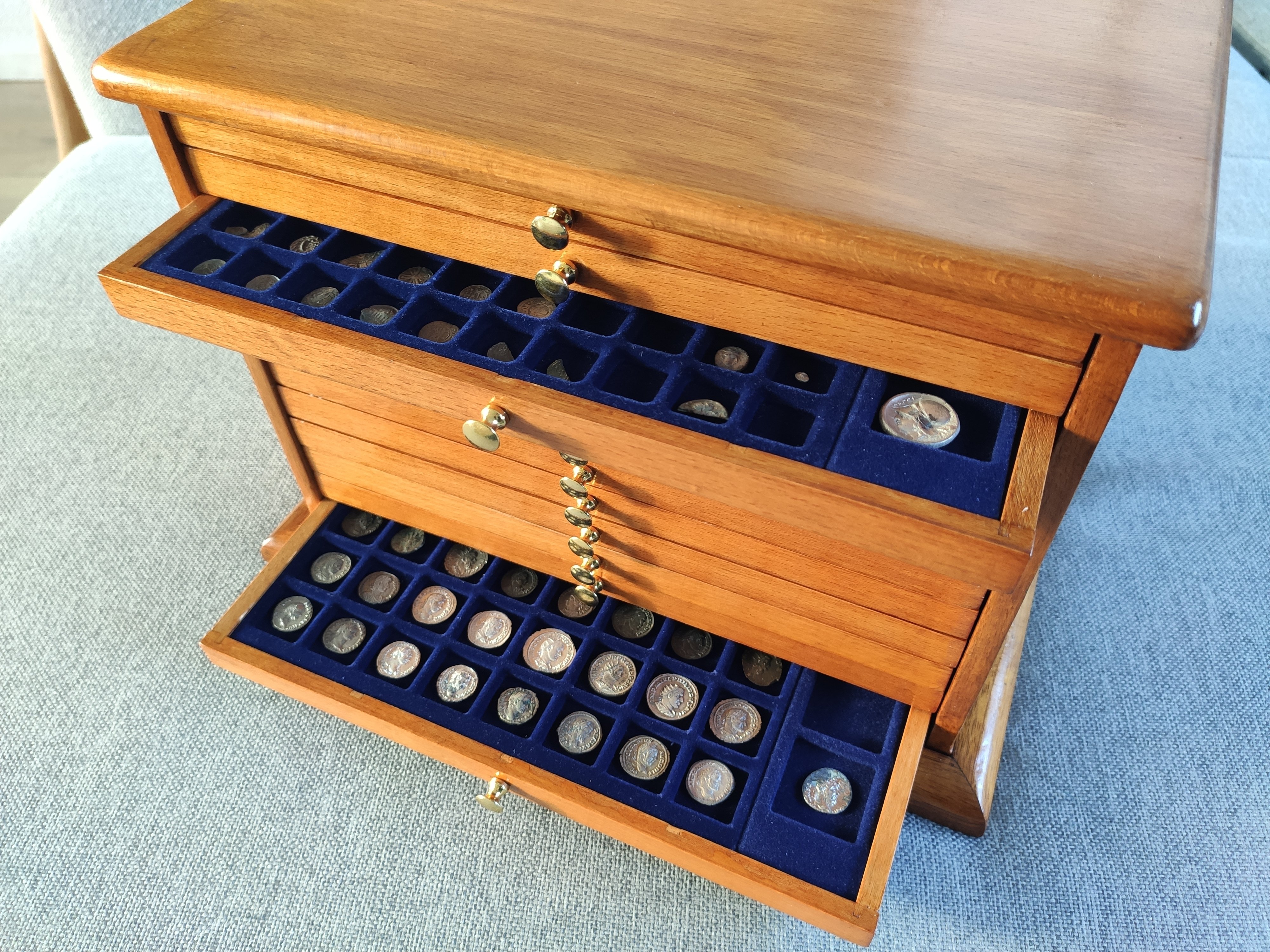 I made myself a coin cabinet! - Roman Imperial Coins - Numis Forums