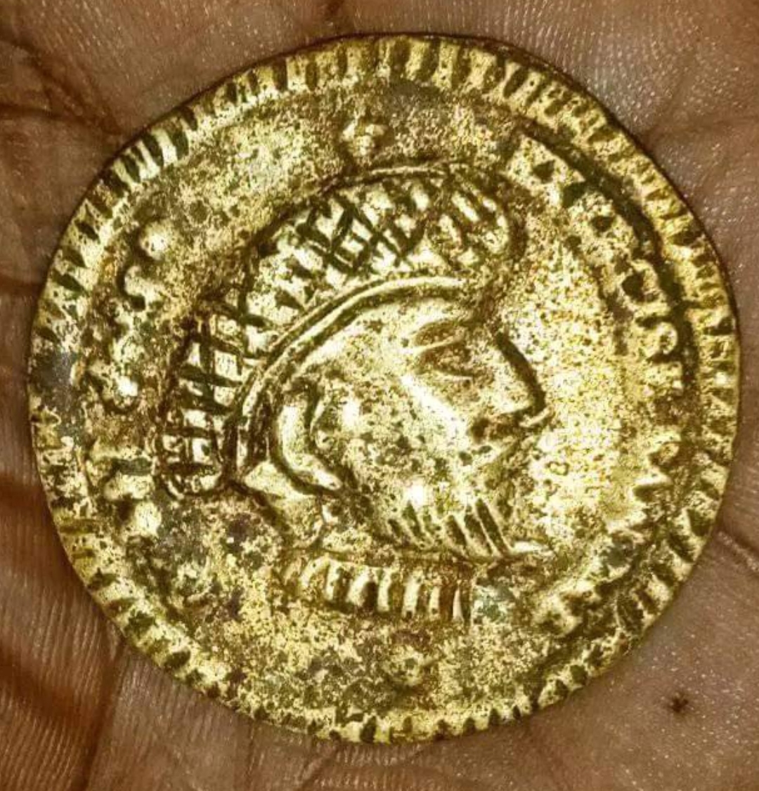 Please help identifying this coin. - Modern World Coins - Numis Forums