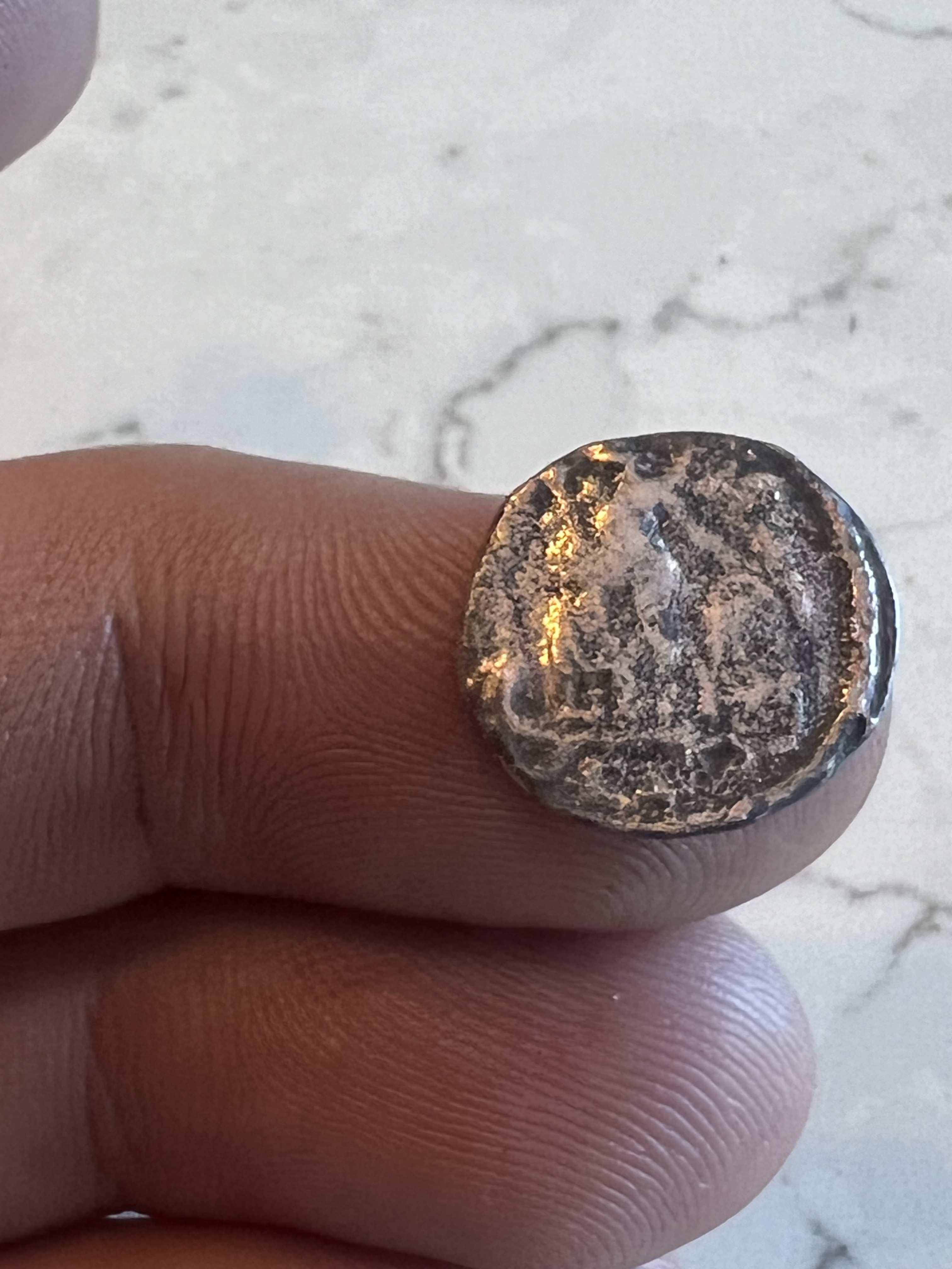 Hi folks any help on this unusual one? - ID Help & Authentication ...