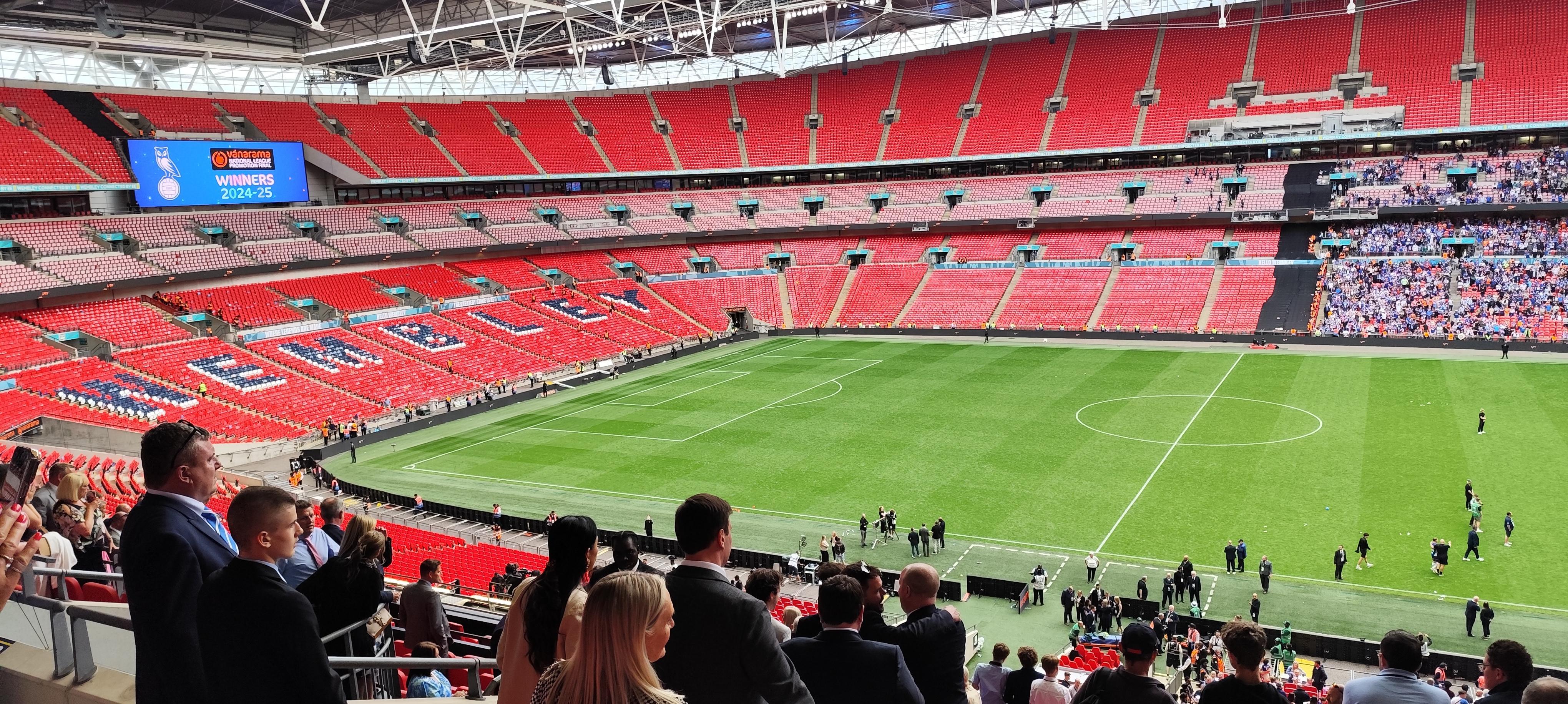 Oldham Athletic - Football Chat - OTIB - The Bristol City Forum