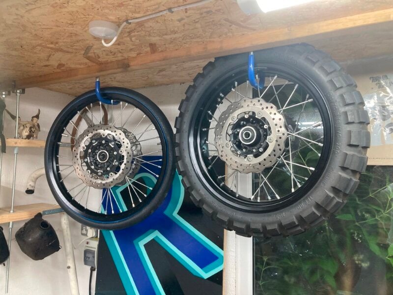 OE wheel set with Discs and Sprocket and tyre - T7 Parts for sale ...