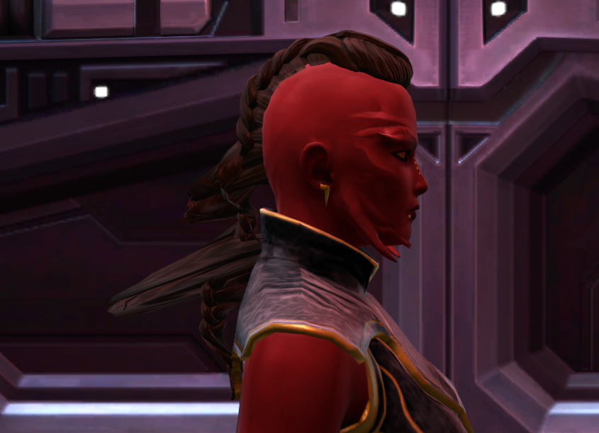 Hair bug, shaved sides middle braid (74 on sith pureblood, 81 on human ...