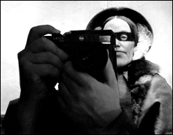 Famous Self Portrait, Camera covering face... - Leica and Rangefinders ...