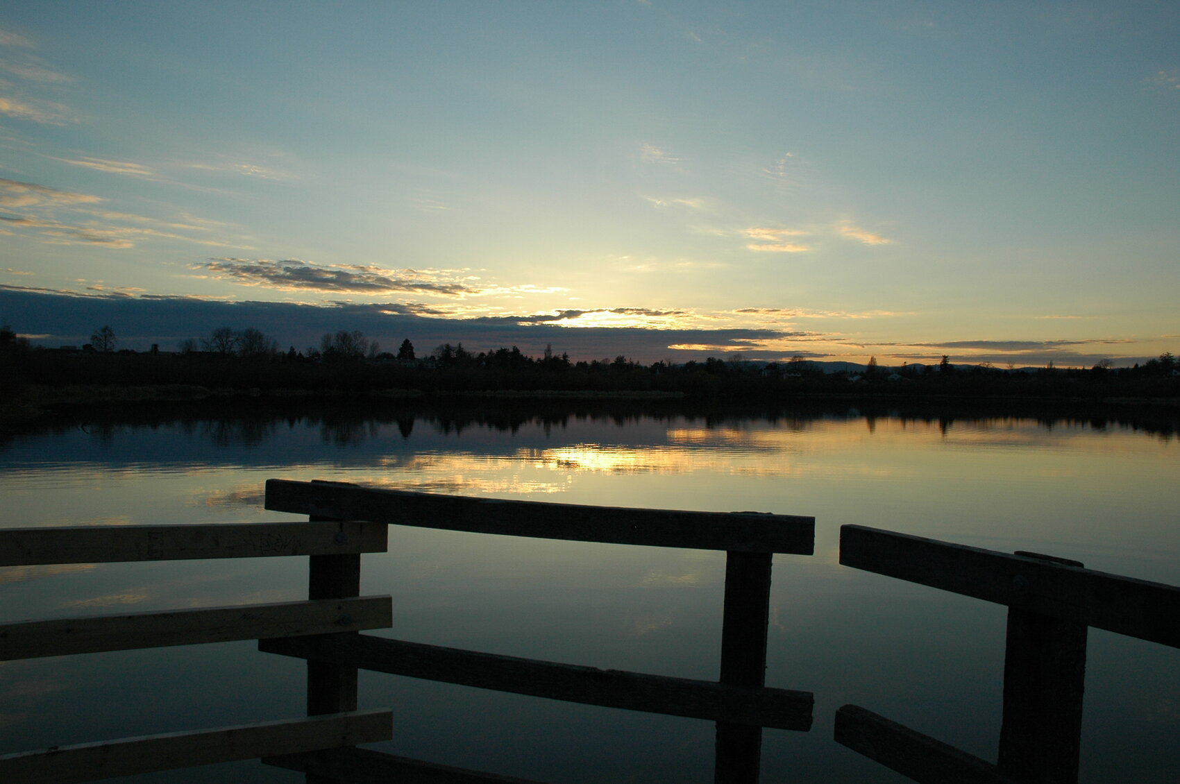 Victoria BC Canada - Galloping Goose Trail: Sunset at Swan Lake ...
