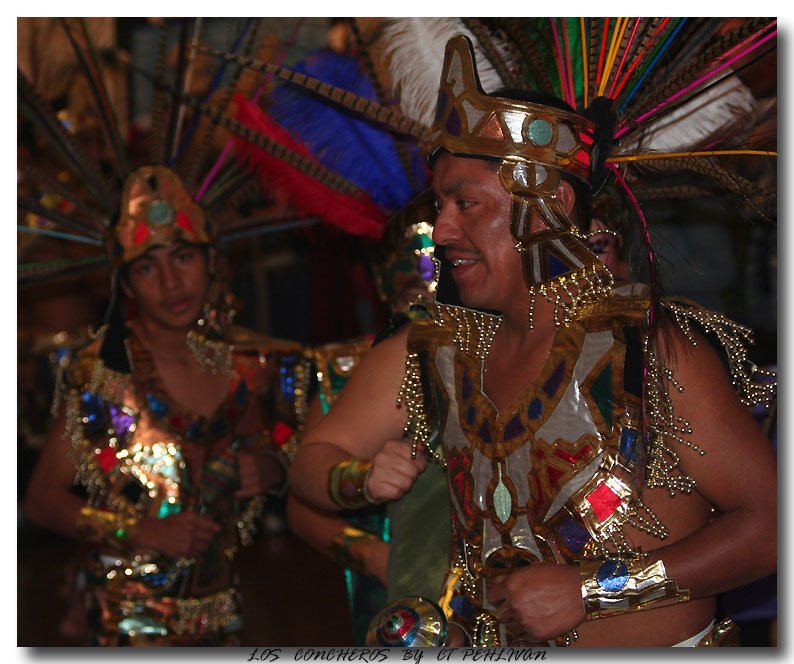 Los Concheros The Aztec "danzantes" - Performing Arts - Photo.net