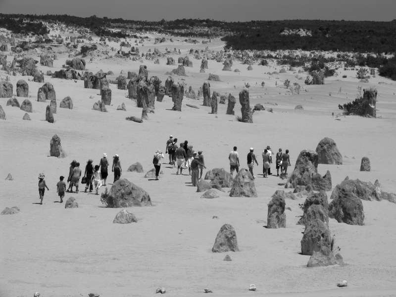 Tourists trodding along The Pinnacles - Travel - Photo.net