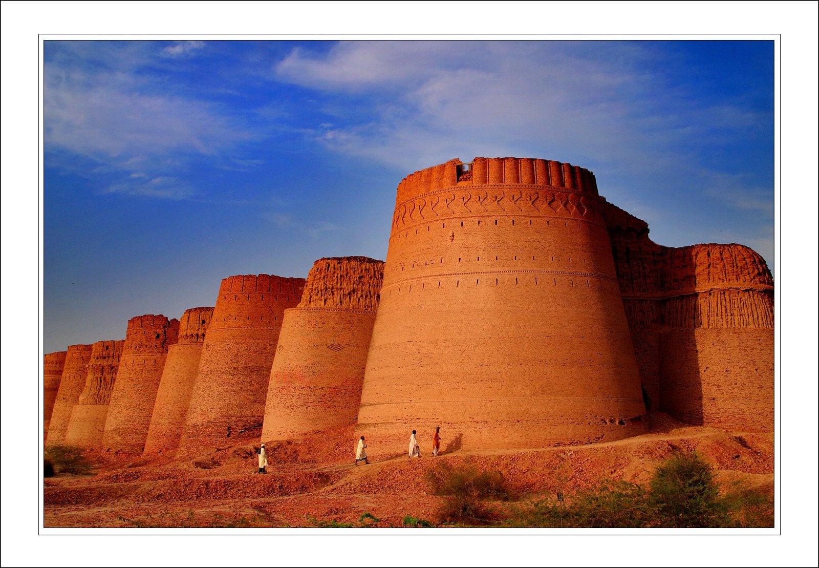 A Fort in the Desert - Architecture - Photo.net