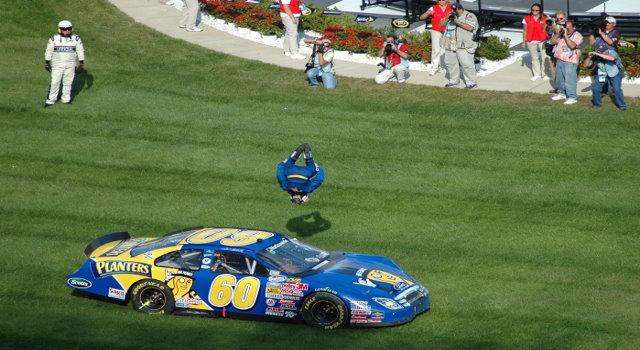 Heres one for the auto racing fans - Sports - Photo.net