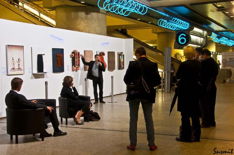 Explaining Human Body As Suitcase! - Travel - Photo.net