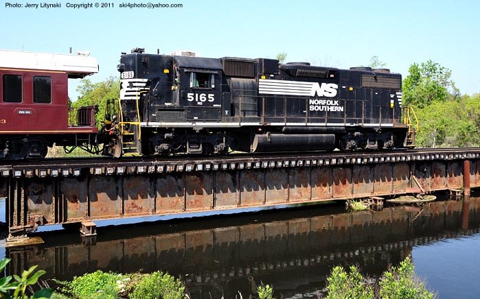 Leading a "research" train of two cars: Norfolk-Southern [NS] Engine No ...