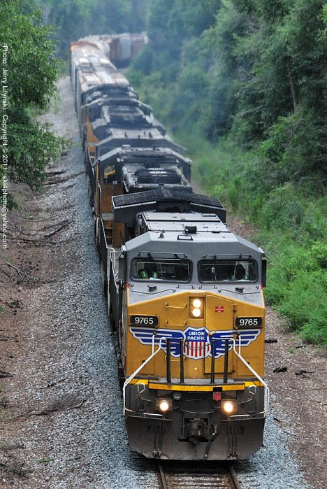 Pensacola-bound: Union Pacific [UP] Engine No. 9765 leads a five ...