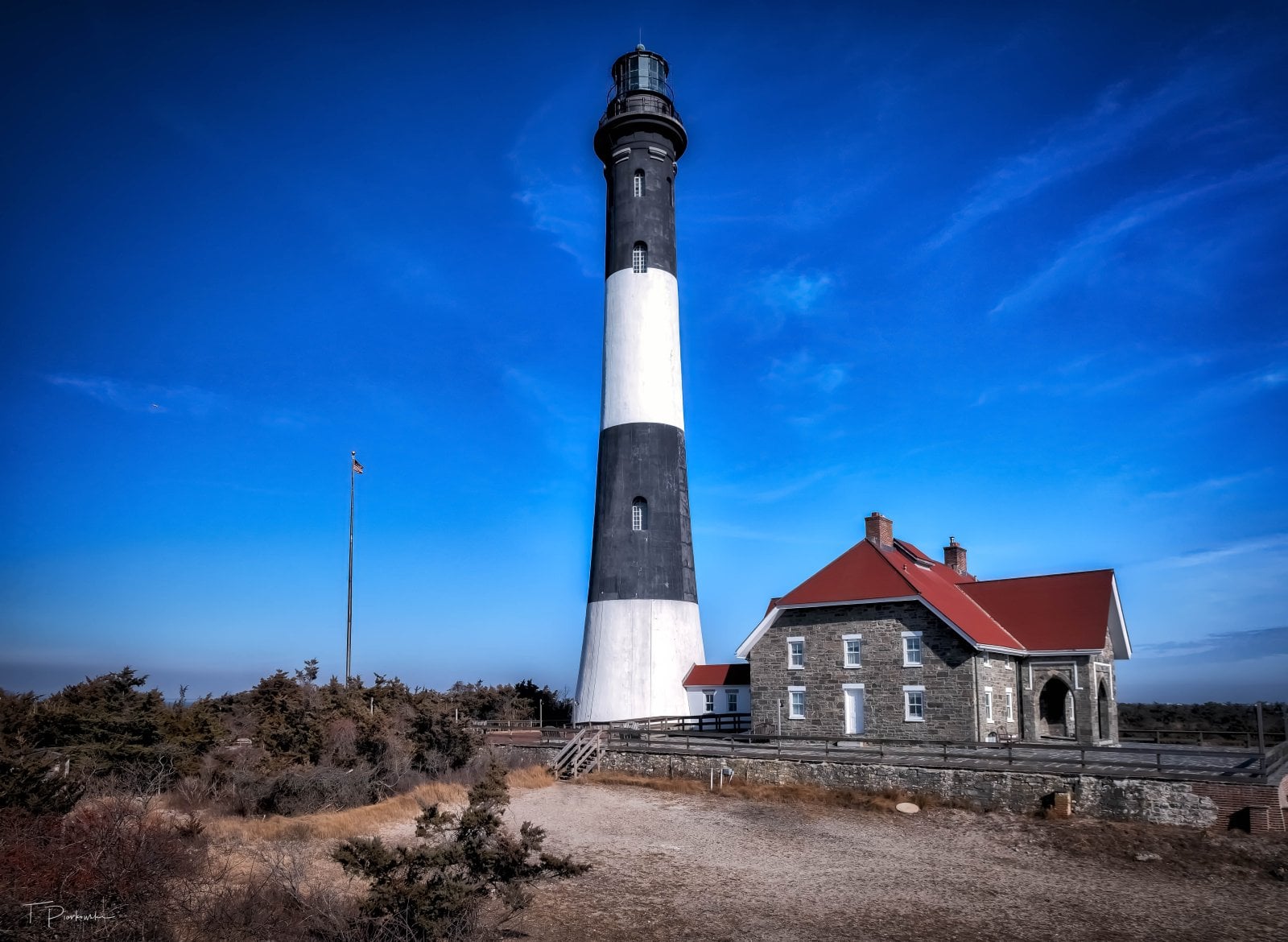 Fire Island Lighthouse - Landscape - Photo.net