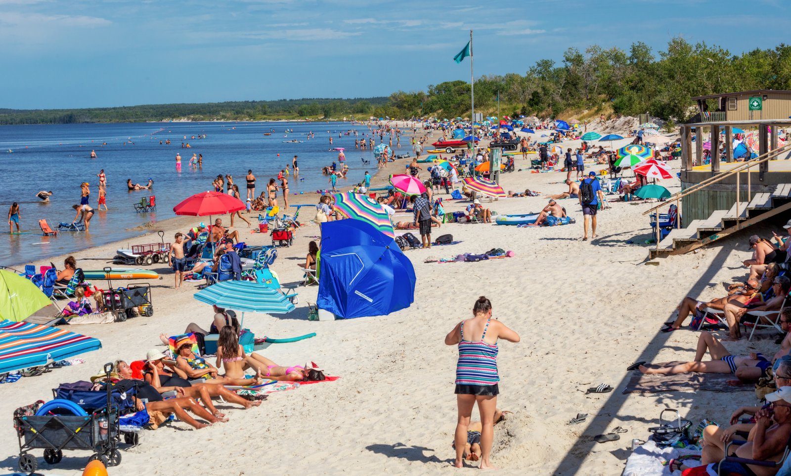 Grand Beach - Landscape - Photo.net