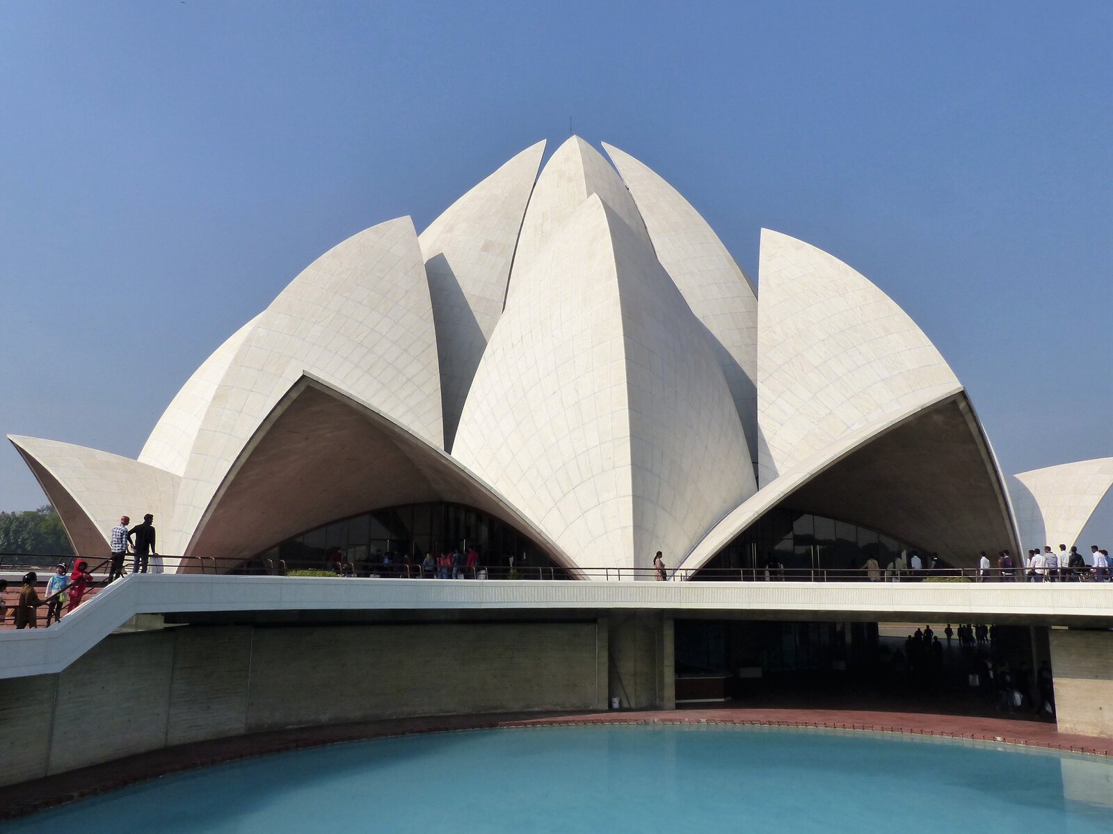 Lotus temple India.JPG - Architecture - Photo.net