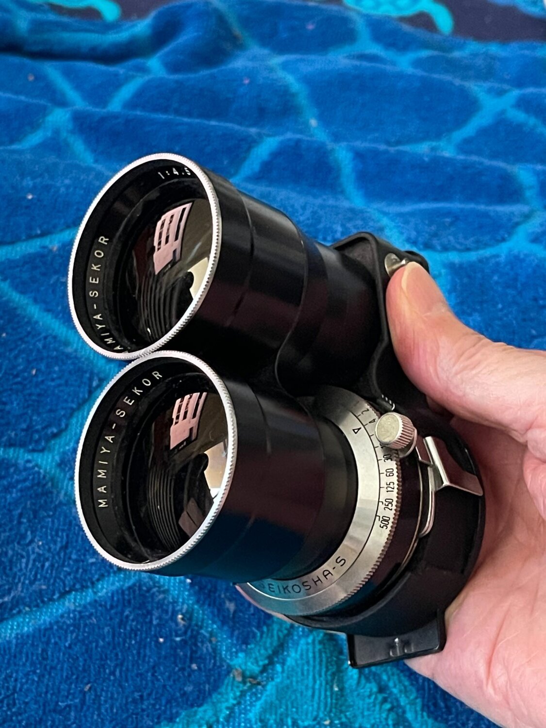 Need "repair" (disassembly) guide for Mamiya C330's 180mm f4.5 lens ...
