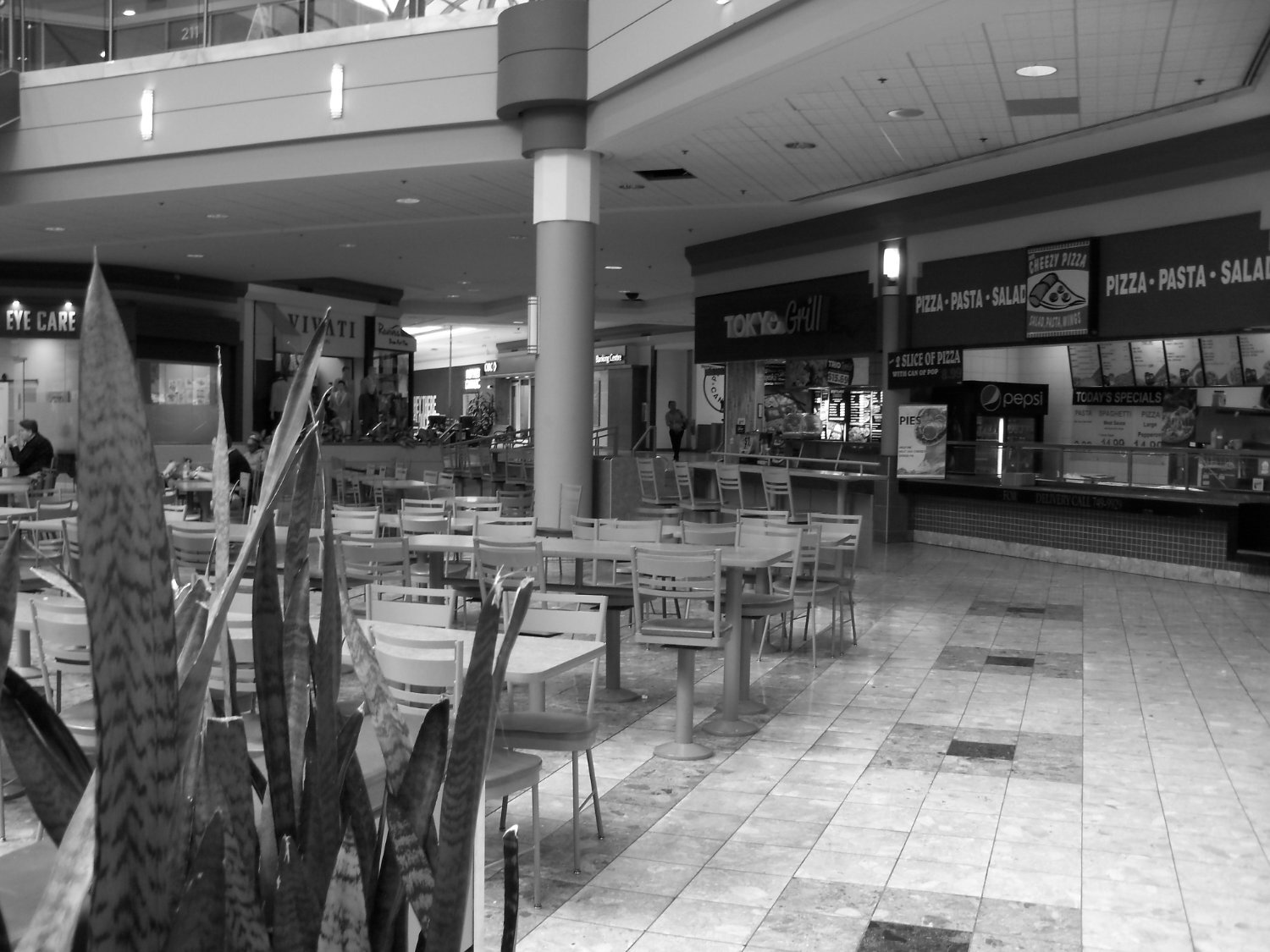 Dead Mall - No Words - Photo.net