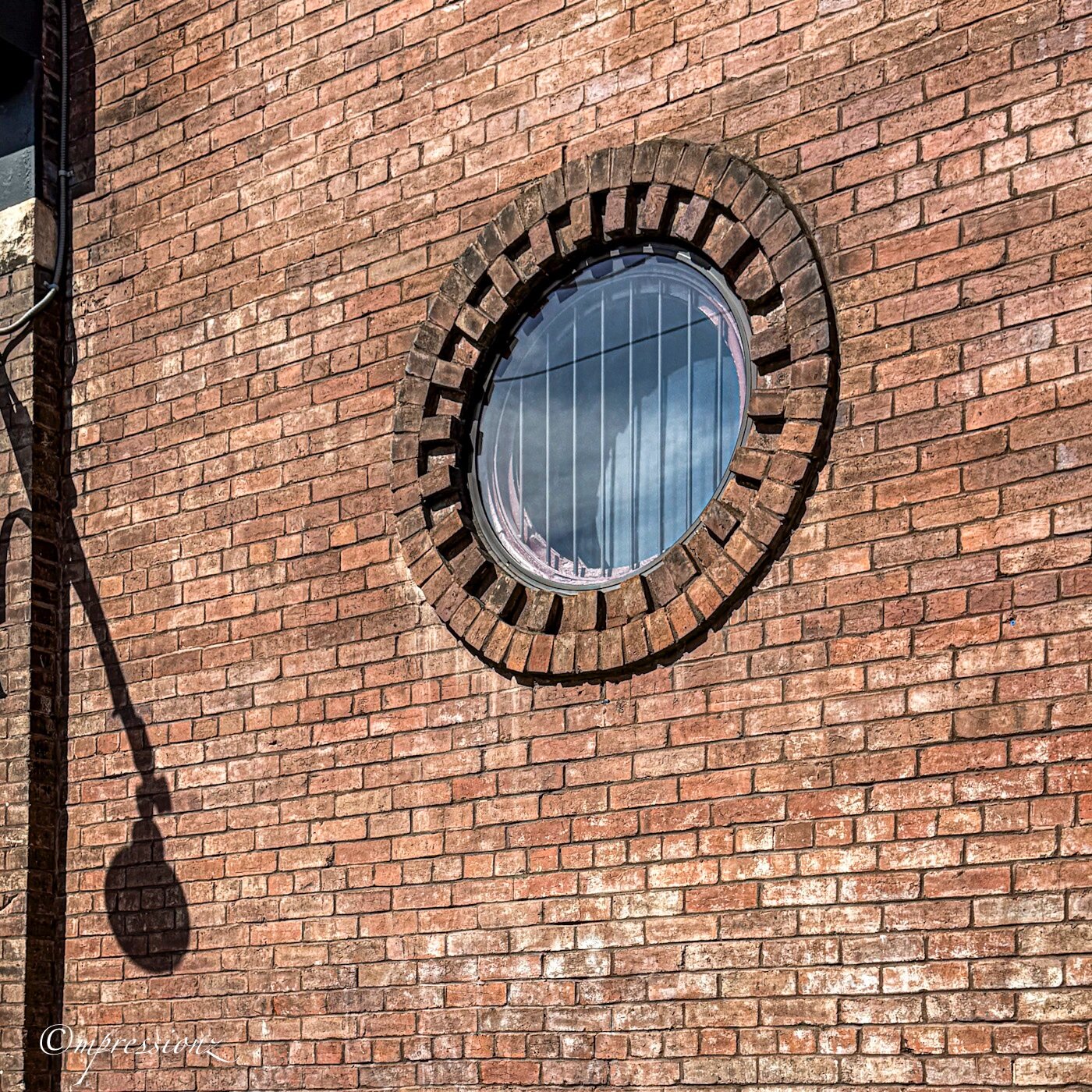 Non-Standard Window - No Words - Photo.net