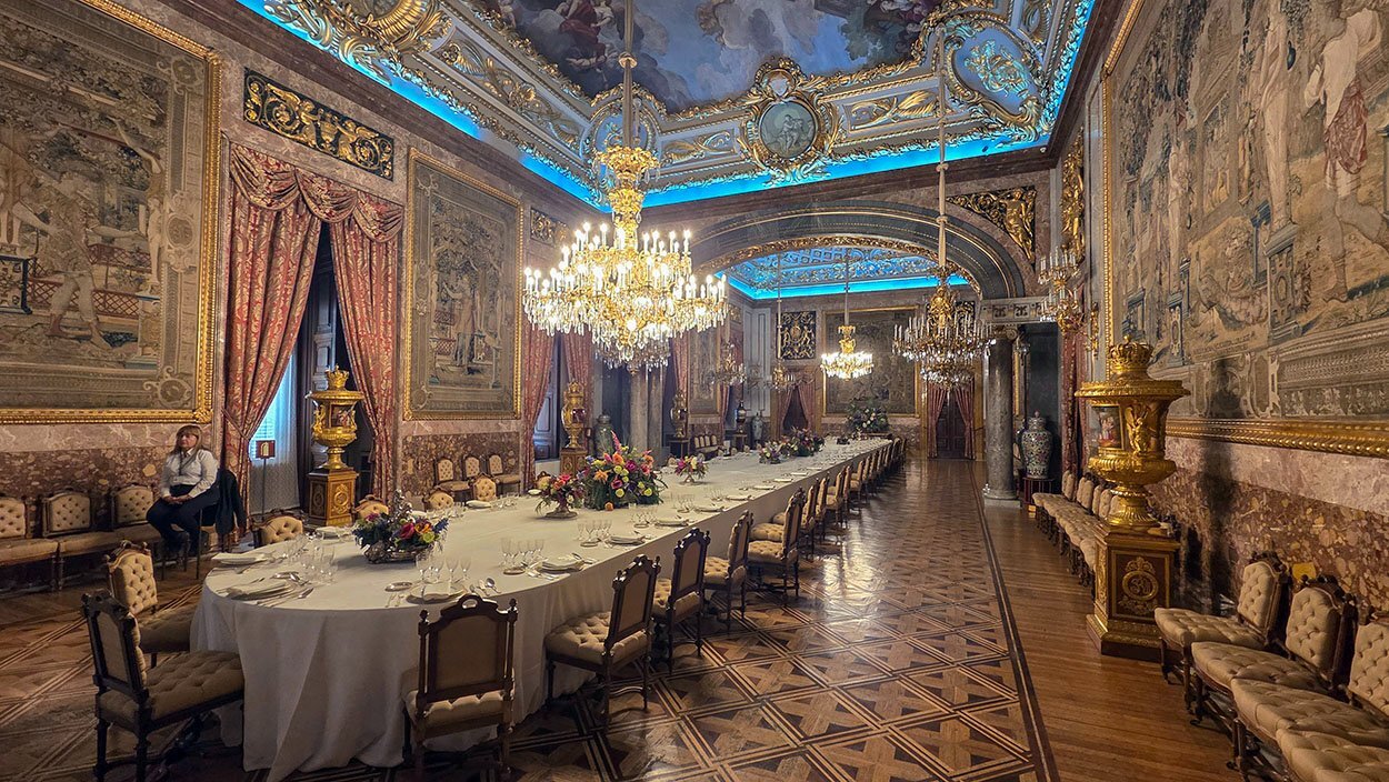Beautiful Halls - No Words - Photo.net