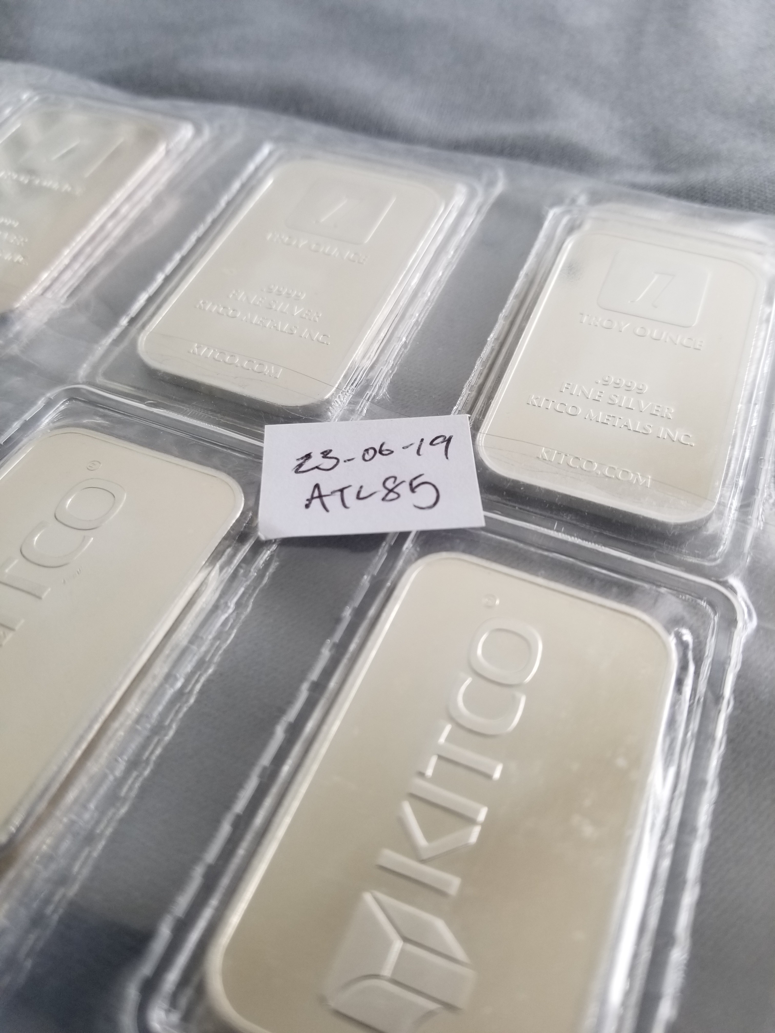 1 oz .9999 Kitco bar - UK (Ungraded) - The Silver Forum