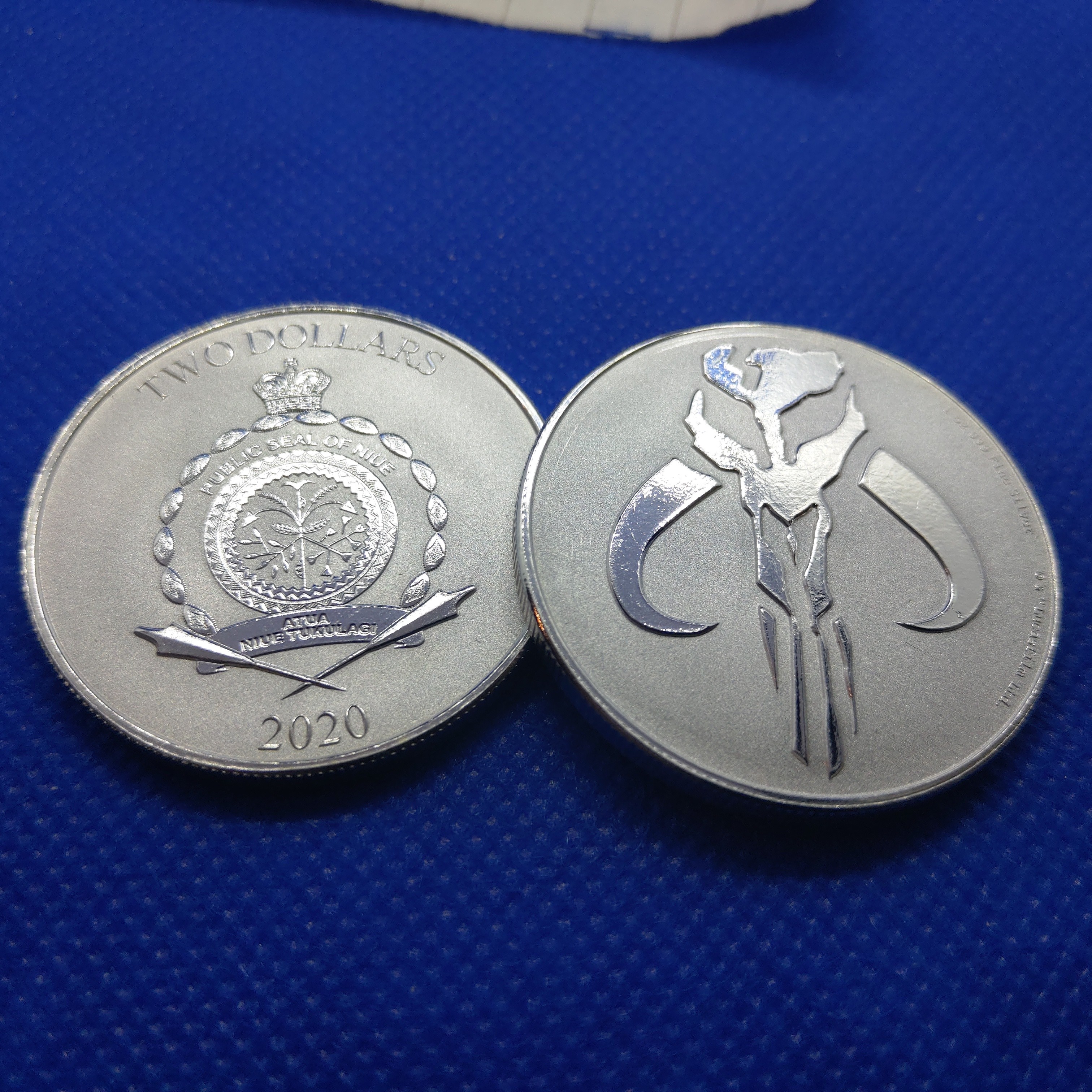 2020 Niue 1 oz Mandalorian Mythosaur Fine 999 Silver Uncirculated Coin ...