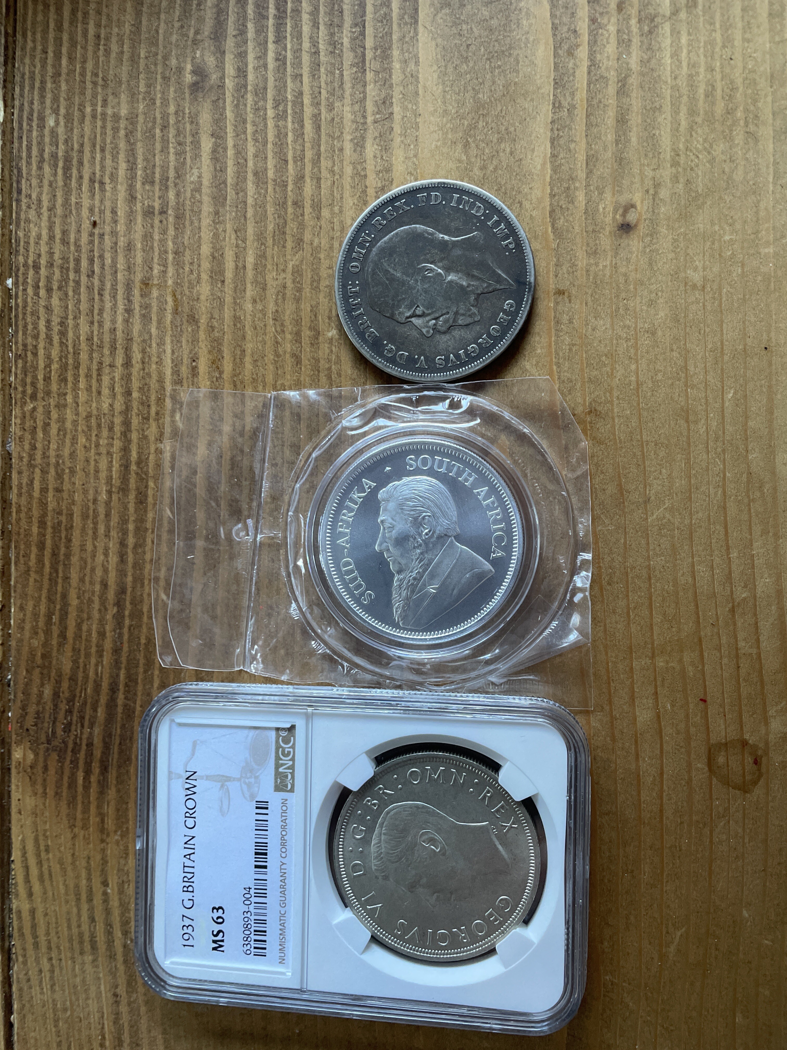 Silver 1935 Crown, 1937 MS63 Crown and Great Wall Krug - UK (Ungraded ...