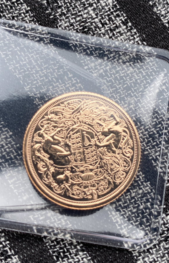 Costco staffer walked off with my paid for gold sov in his pocket ...