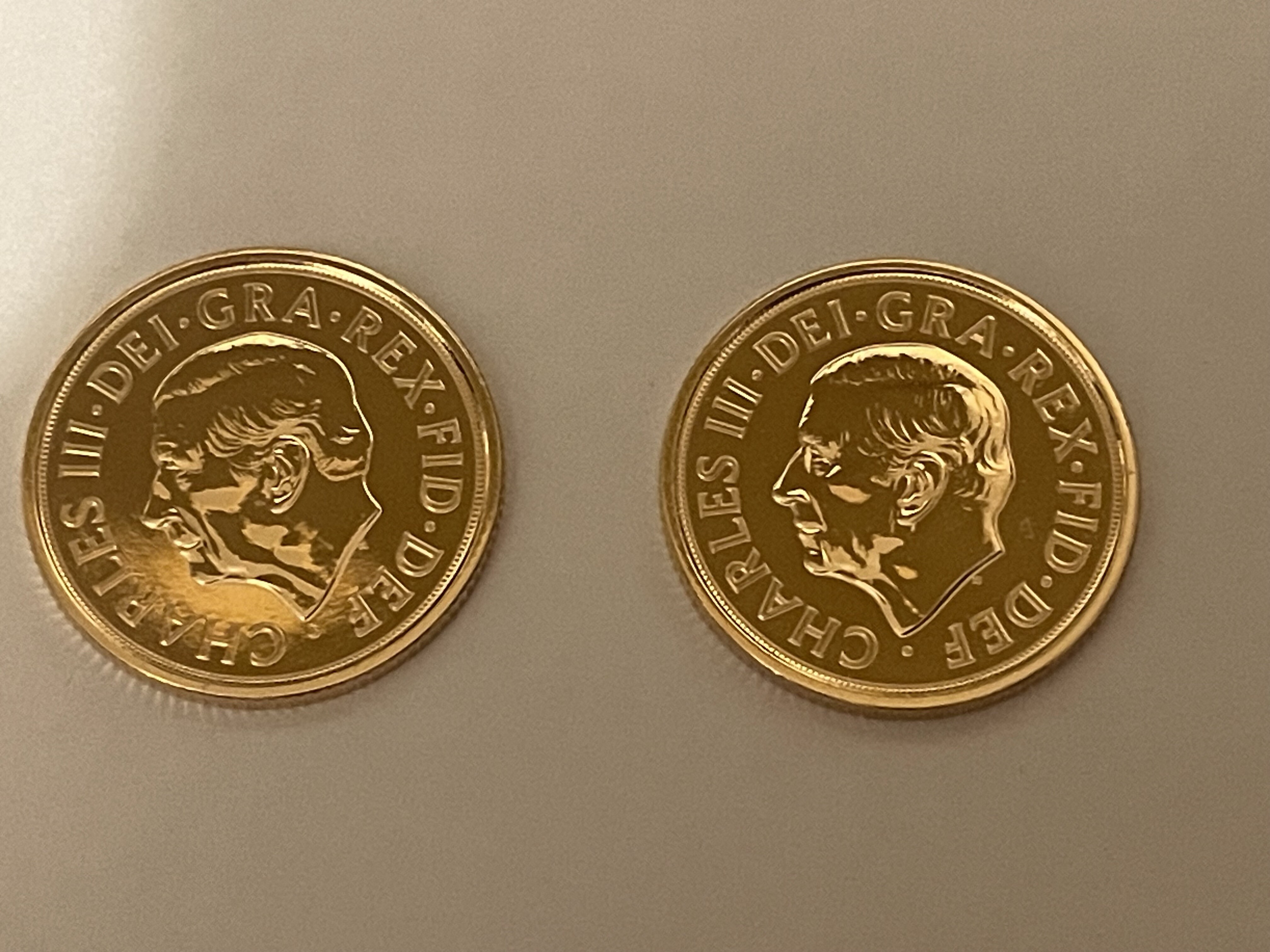 oNLY 1% over spot 2022 memorial Full Sovereign - UK (Ungraded) - The ...